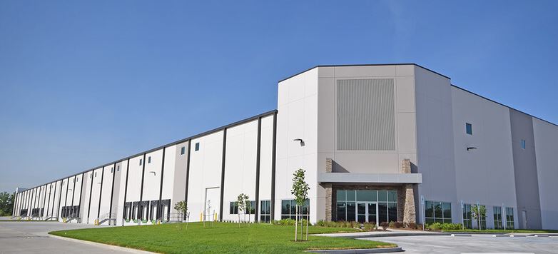 Distribution Management Signs Full Building Lease in St. Peters