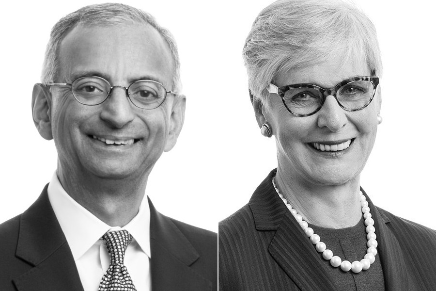 For First Time in 15 Years, JLL Has New Chairman