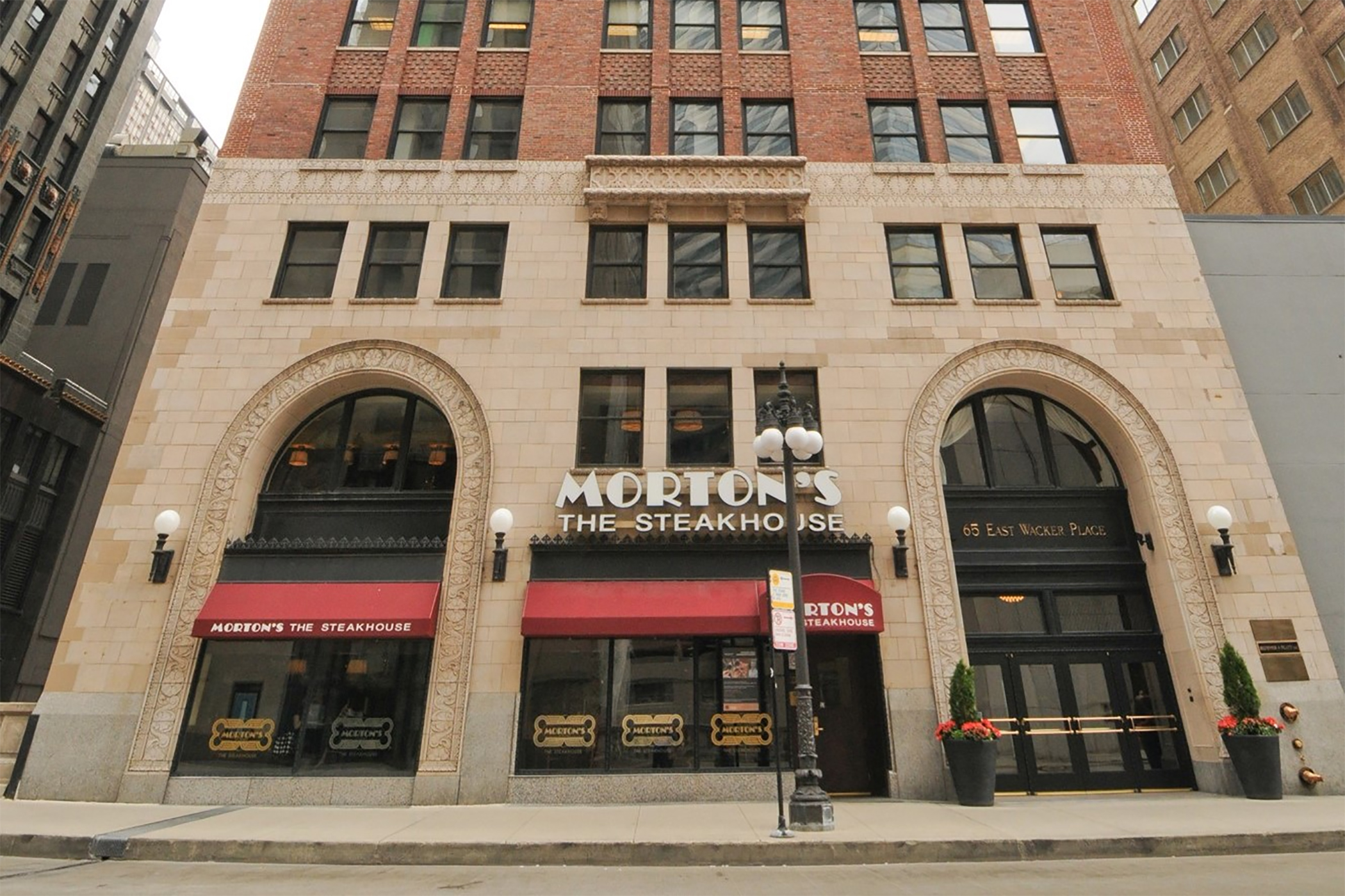 Unable To Sell, Irish Investor Hands Chicago Office Building Back to Lender