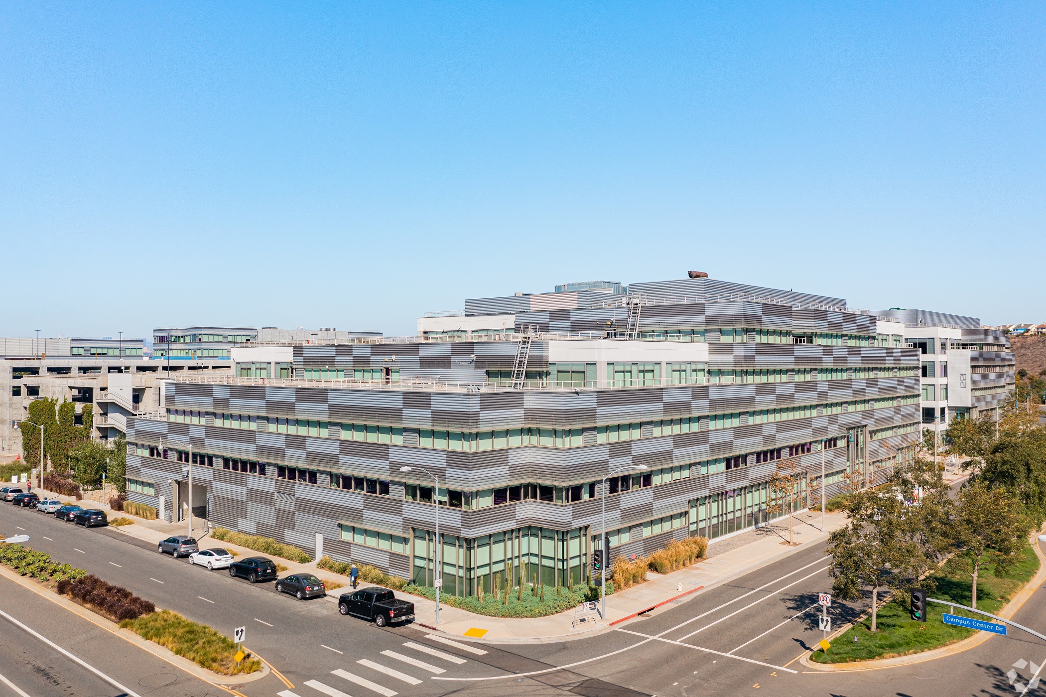 CoStar | # 1 Commercial Real Estate Information Company