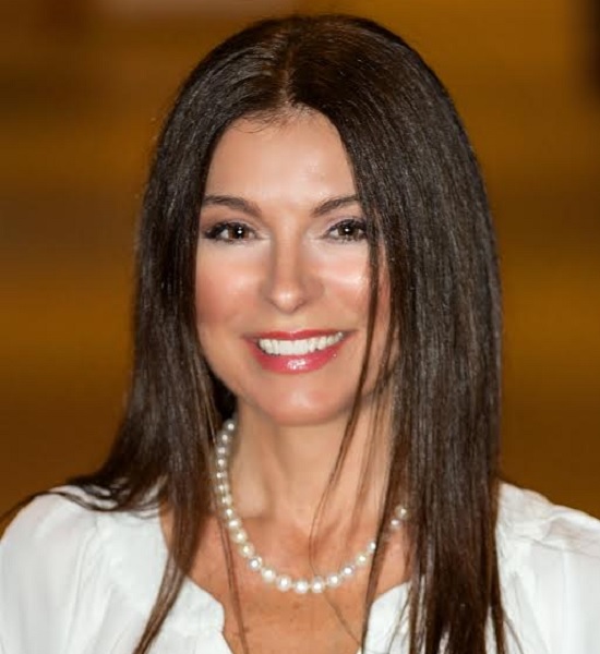 Retail Broker Gets Her Starbucks After Trying for Years To Land Deal