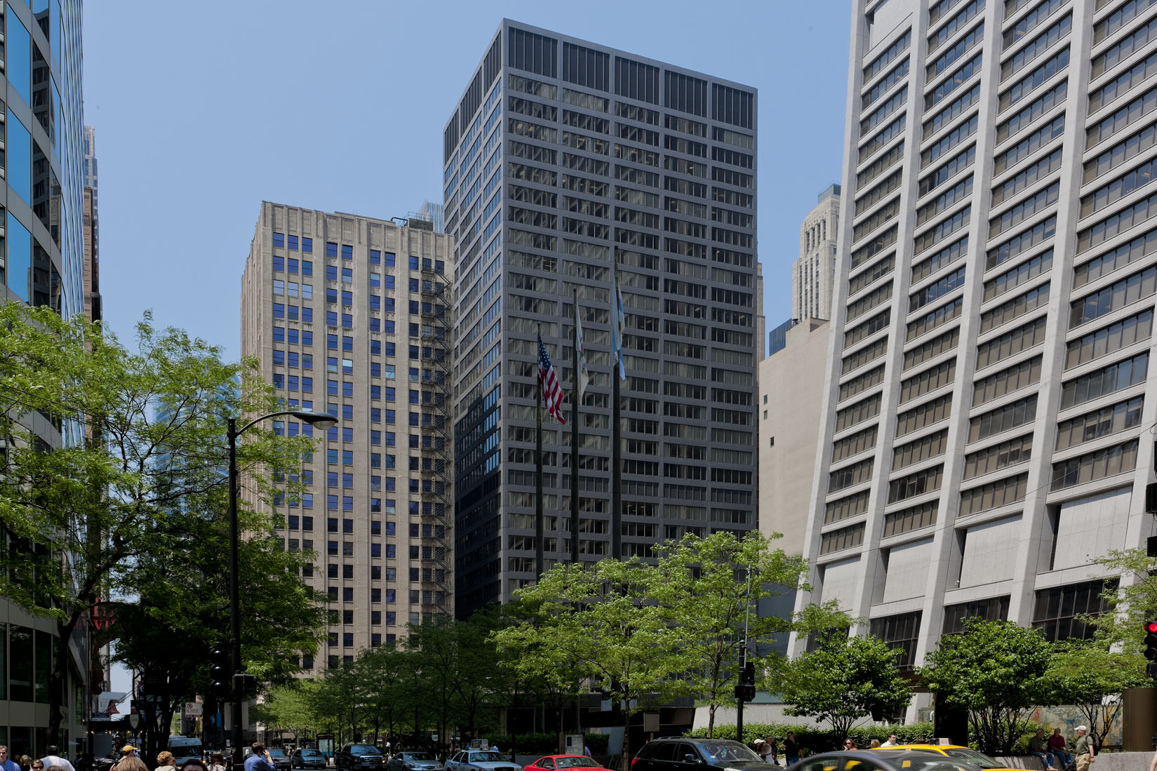 Slate Hires Away JLL Executive for Chicago Office