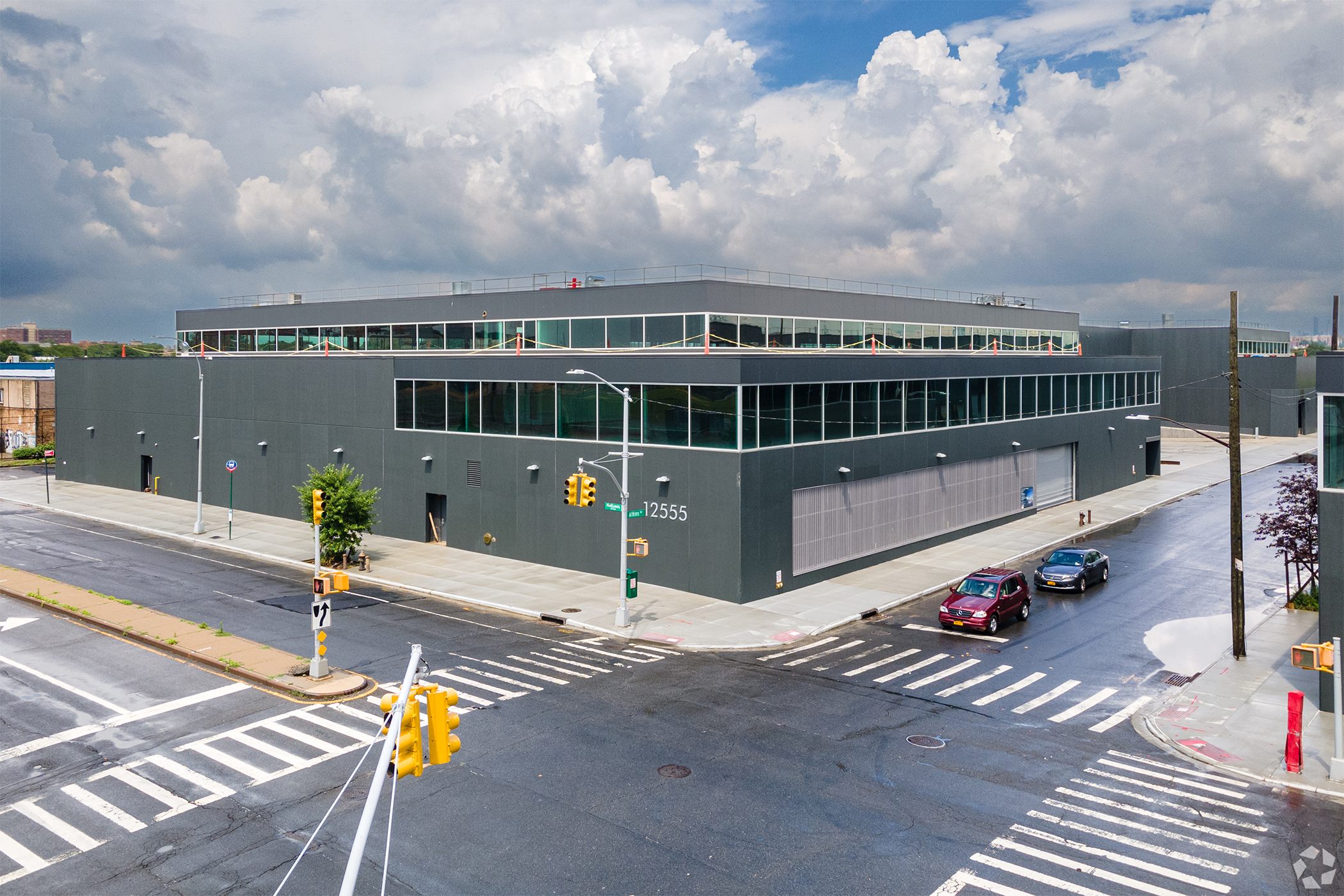 Amazon Expands Footprint in New York’s Outer Boroughs