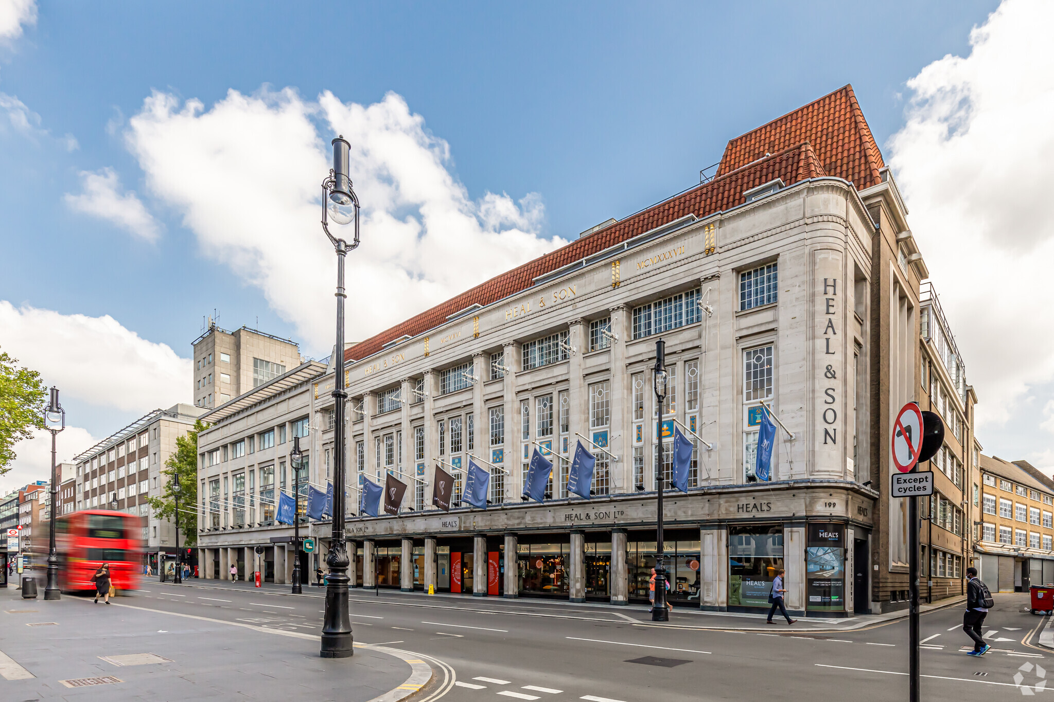 Cerberus Aims for $4 Billion With Second Real Estate Debt Fund