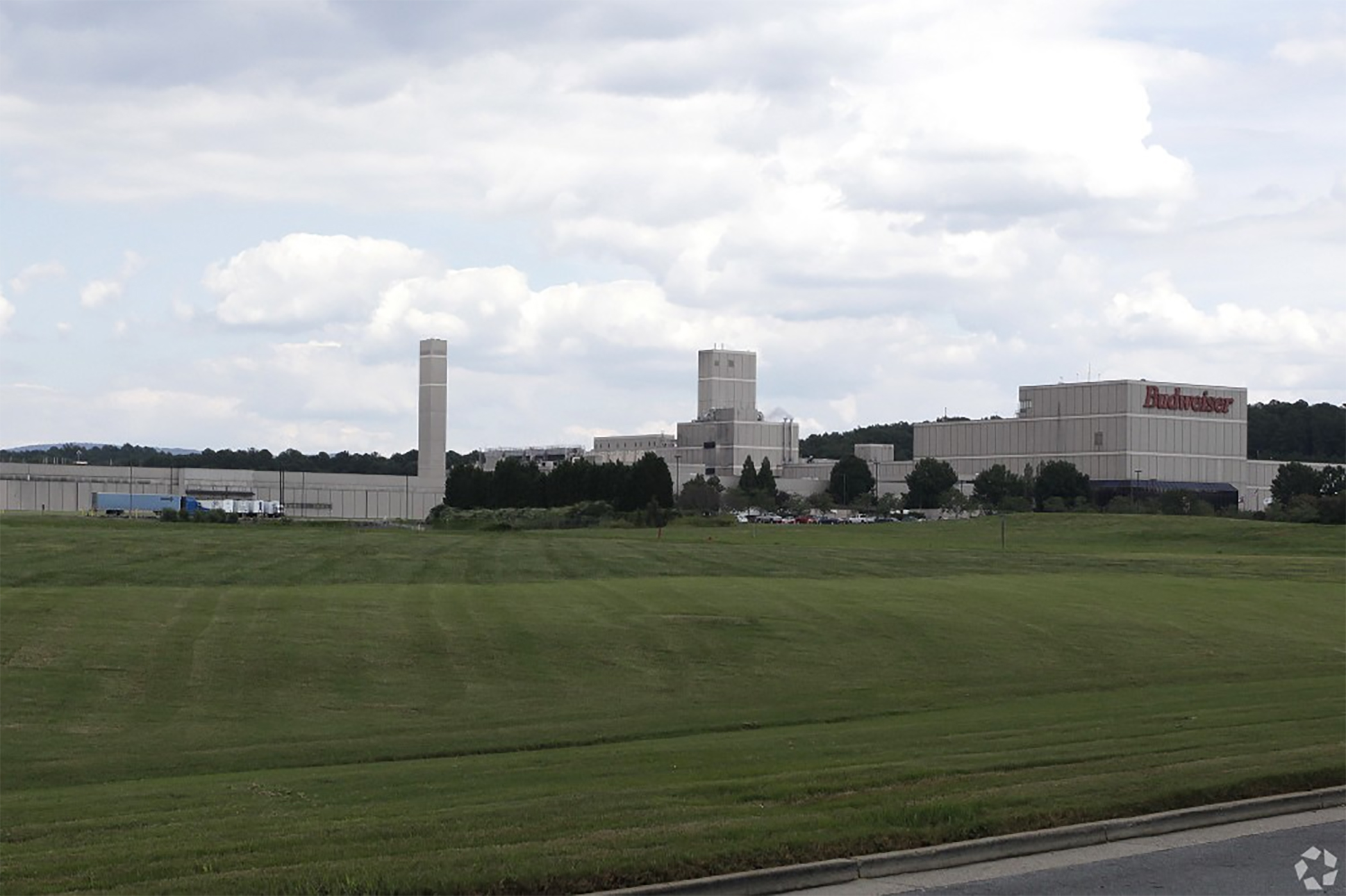 Hines Launches First Industrial Project in Southeast