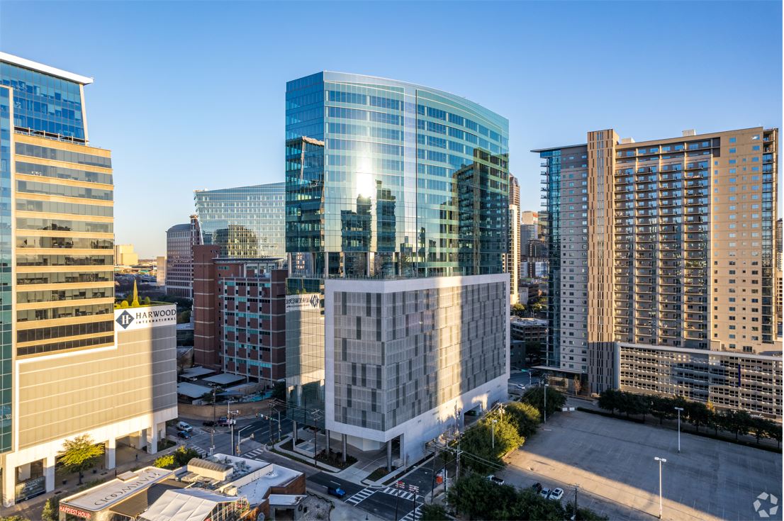 Global Law Firm Becomes First Office Tenant of Newly Completed Dallas Tower