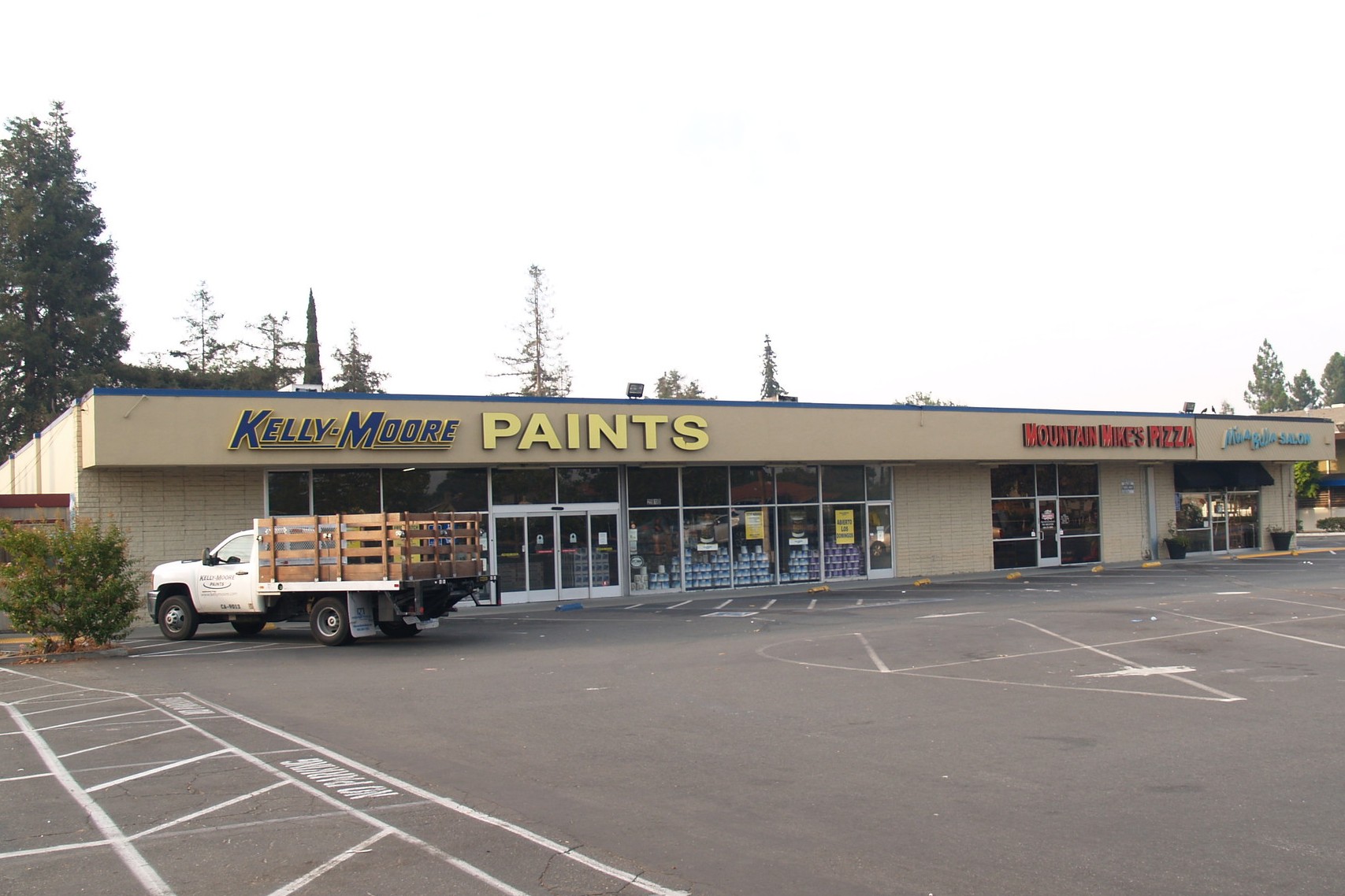 Kelly-Moore Paint Co Completes Sale-Leaseback at San Jose Store