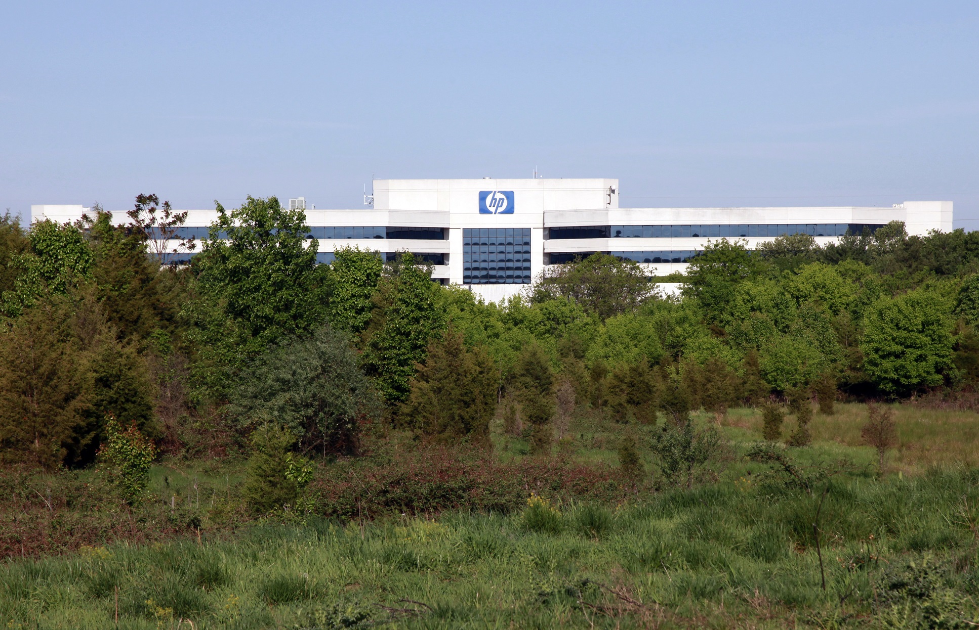 Amazon's Data Center Arm Secures Additional Land in Northern Virginia