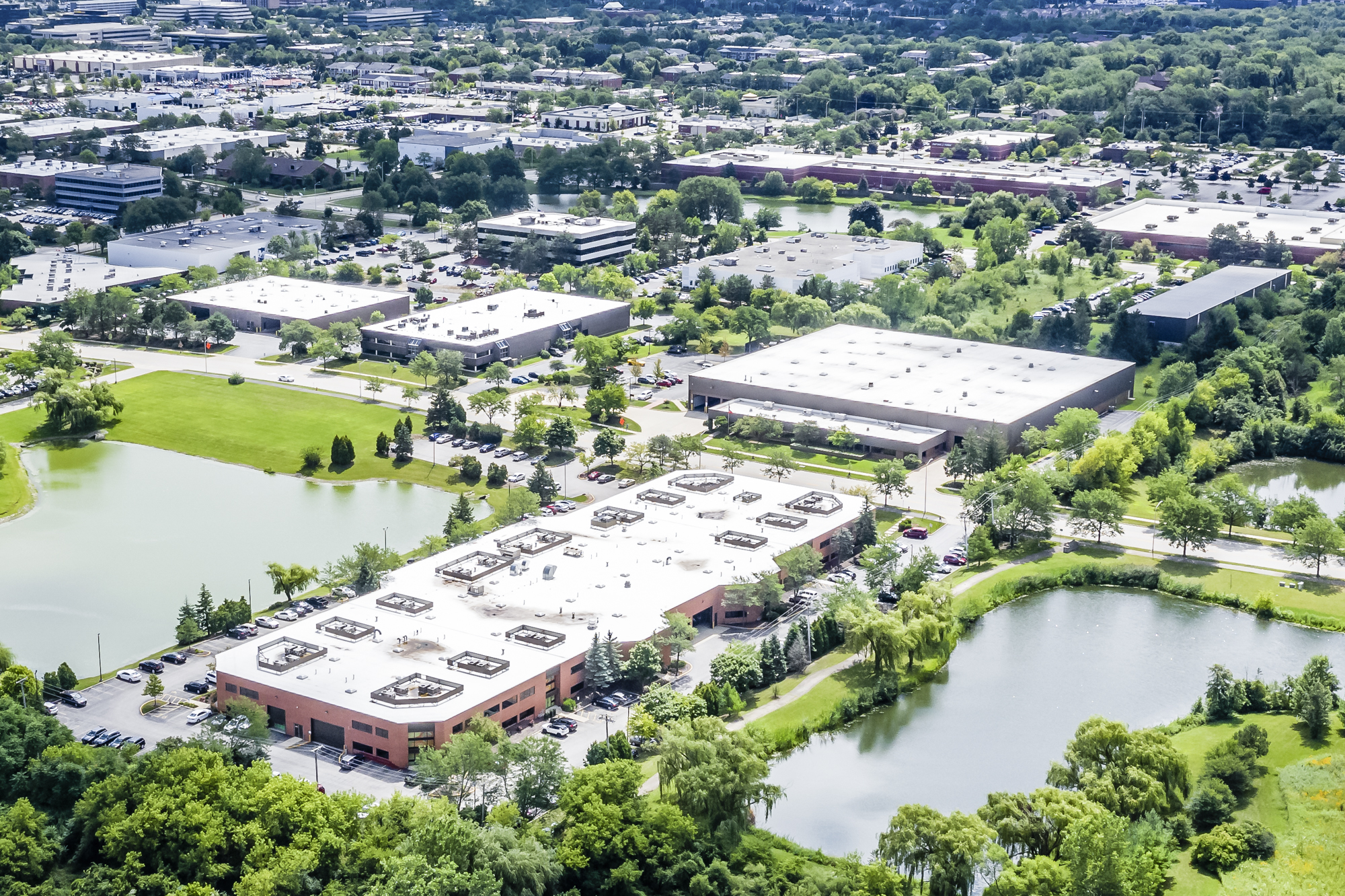 California Investor Snags Chicago Area Industrial Building