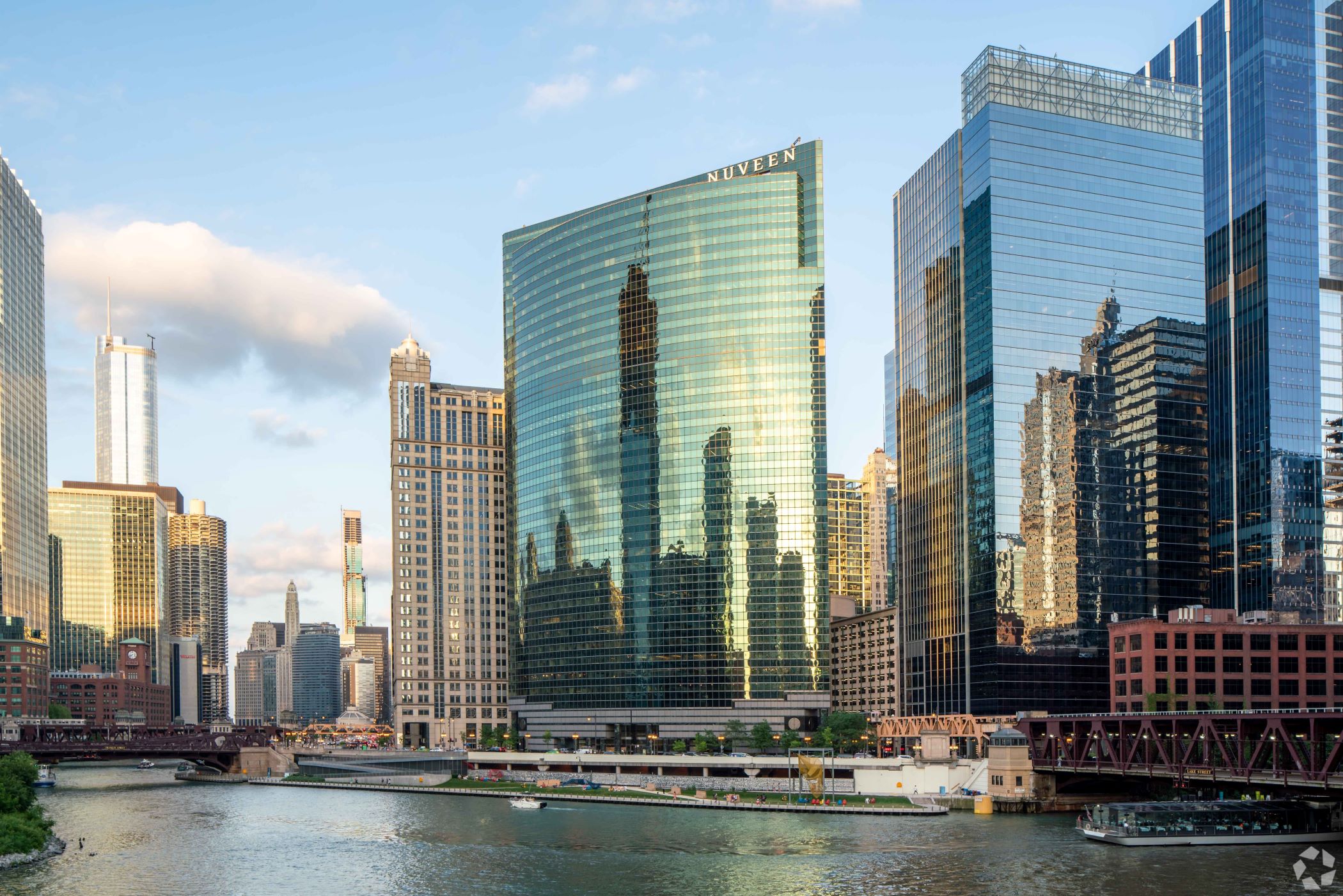 To See How the US Office Sector Is Changing, Check Out Chicago’s Rising ...