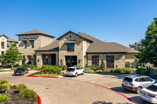 News | Austin Housing Authority Buys North Austin Complex for $73.5 Million