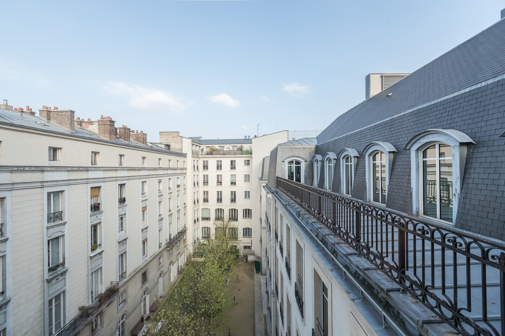 Deka Immobilien Buys Paris Office Asset from LaSalle IM for €165m