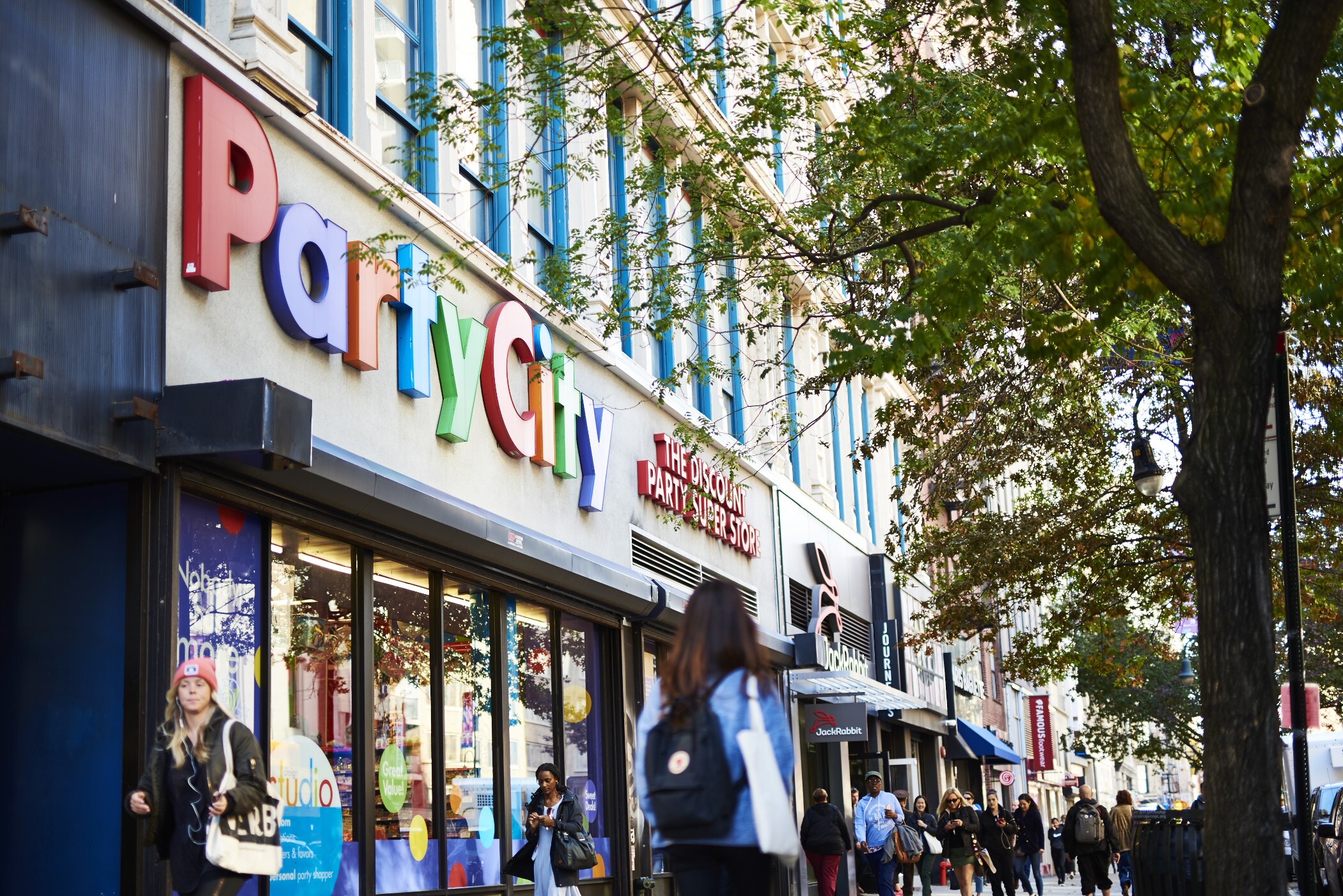 Party City Looks To Improve Its Next Generation Store Model With Plans Touching Up To 125 Locations party-city-looks-to-improve-its-next-generation-store-model-with-plans-touching-up-to-125-locations