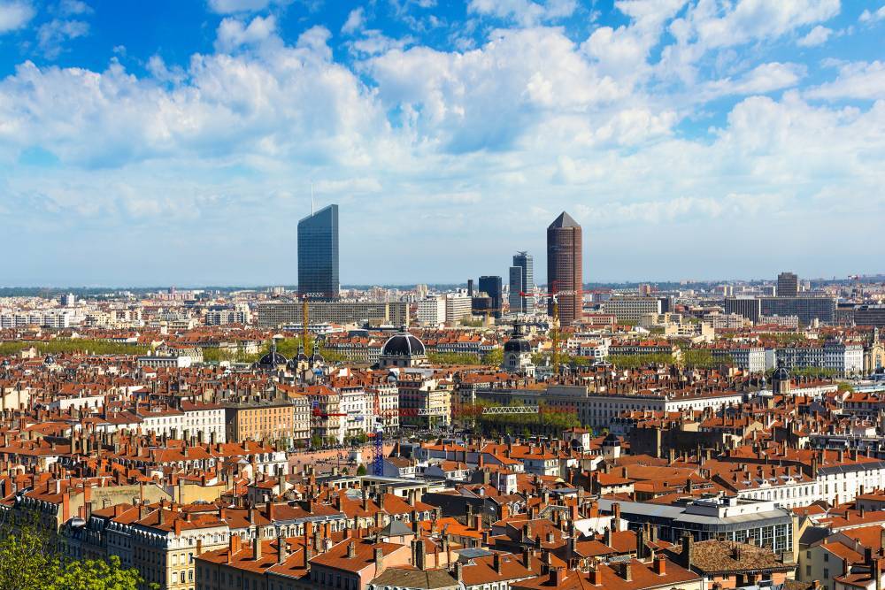 News | Lyon's tertiary rental market shows resilience, investment falls ...