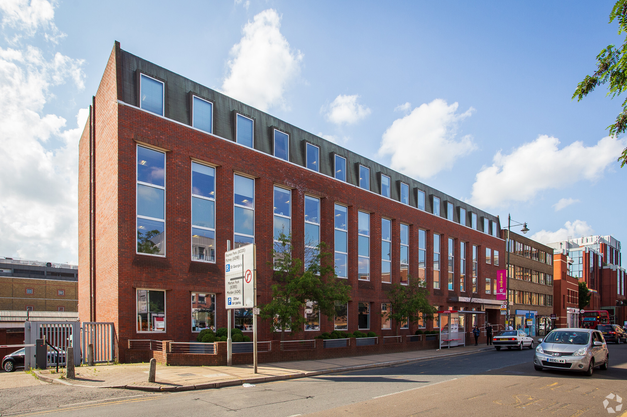 Columbia Threadneedle Serves Up Wimbledon Offices Acquisition