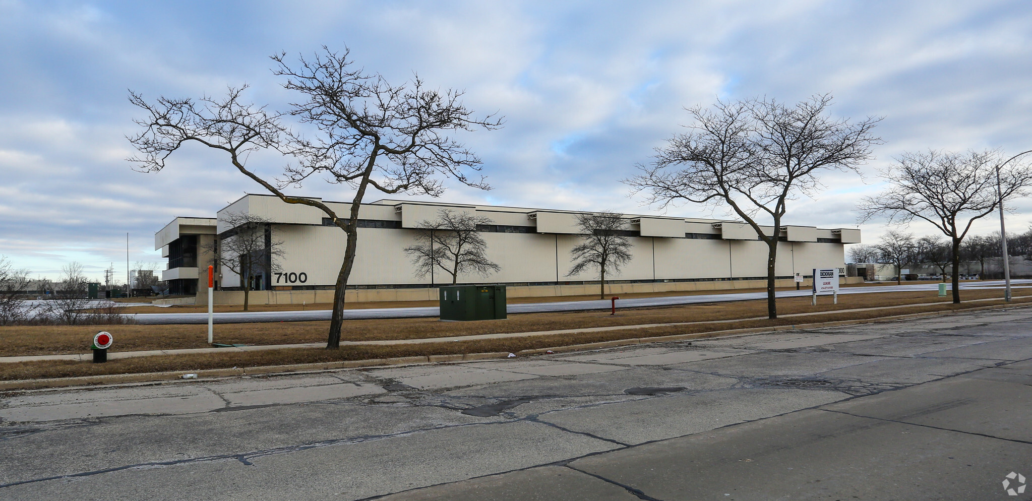 SARA Investment Real Estate Snaps Up 7000 Calumet in Milwaukee